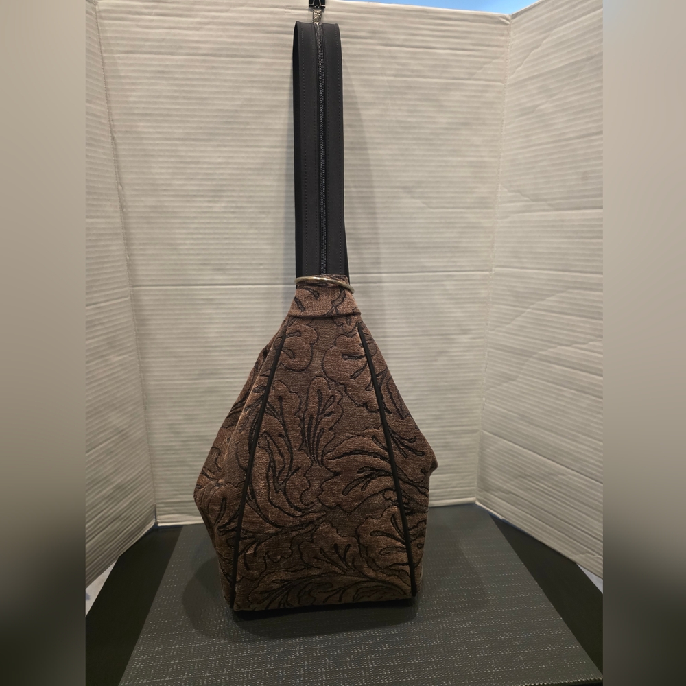 Danny K Of Beverly Hills Backpack Sling Bag. - Gem
